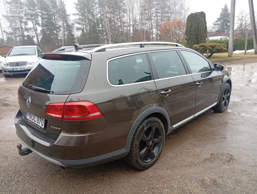 Brūns Volkswagen Passat 2013 Viļņa, ar dzinēja tilpumu 2.00 L un nobraukumu 268 tūkst. km par 6600 €, foto 4 vietnē AUTOMOTO.COM.LV