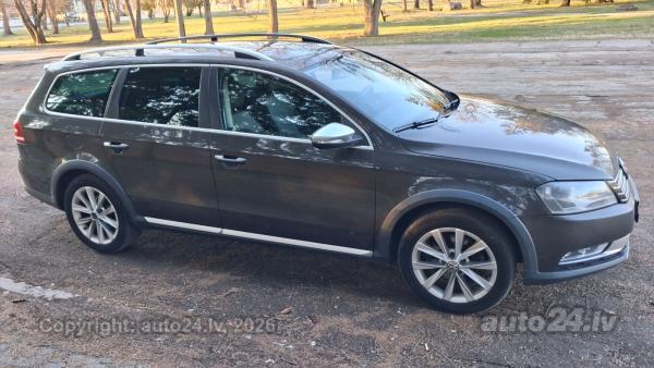 Brūns Volkswagen Passat 2013 Tallina, ar dzinēja tilpumu 2.00 L un nobraukumu 223 tūkst. km par 7700 €, foto 4 vietnē AUTOMOTO.COM.LV