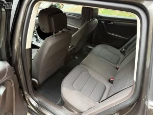 Brown Volkswagen Passat 2013 in Vilnius, with an engine capacity of 1.60 L and mileage of 250 thousand km for 5300 €, photo 12 on AUTOMOTO.COM.LV
