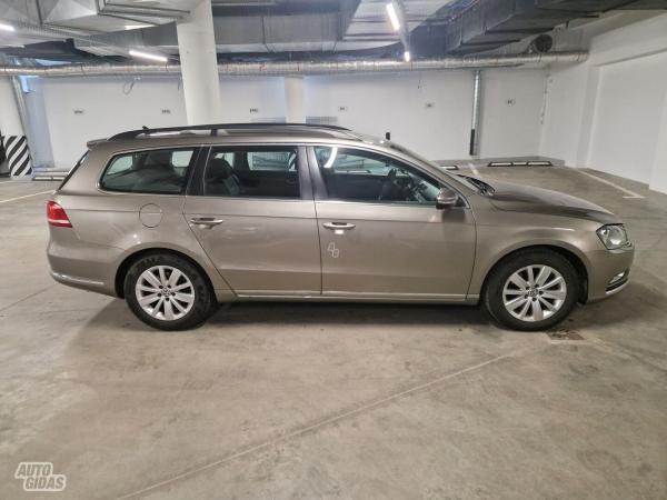 Brūns Volkswagen Passat 2013 Viļņa, ar dzinēja tilpumu 1.60 L un nobraukumu 211 tūkst. km par 4600 €, foto 3 vietnē AUTOMOTO.COM.LV