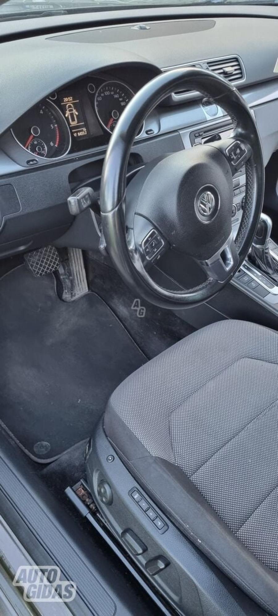 Brūns Volkswagen Passat 2013 Viļņa, ar dzinēja tilpumu 2.00 L un nobraukumu 331 tūkst. km par 2550 €, foto 7 vietnē AUTOMOTO.COM.LV