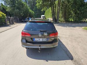 Brown Volkswagen Passat 2013 in Prienai, with an engine capacity of 1.97 L and mileage of 343 thousand km for 3600 €, photo 10 on AUTOMOTO.COM.LV
