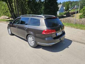 Brown Volkswagen Passat 2013 in Prienai, with an engine capacity of 1.97 L and mileage of 343 thousand km for 3600 €, photo 11 on AUTOMOTO.COM.LV