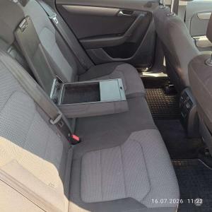 Brown Volkswagen Passat 2013 in Siauliai, with an engine capacity of 1.60 L and mileage of 282 thousand km for 5750 €, photo 12 on AUTOMOTO.COM.LV