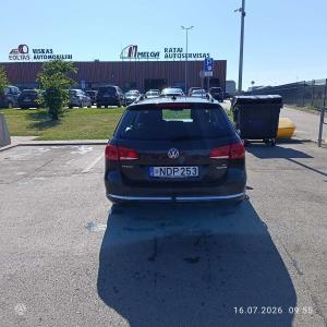 Brown Volkswagen Passat 2013 in Siauliai, with an engine capacity of 1.60 L and mileage of 282 thousand km for 5750 €, photo 19 on AUTOMOTO.COM.LV