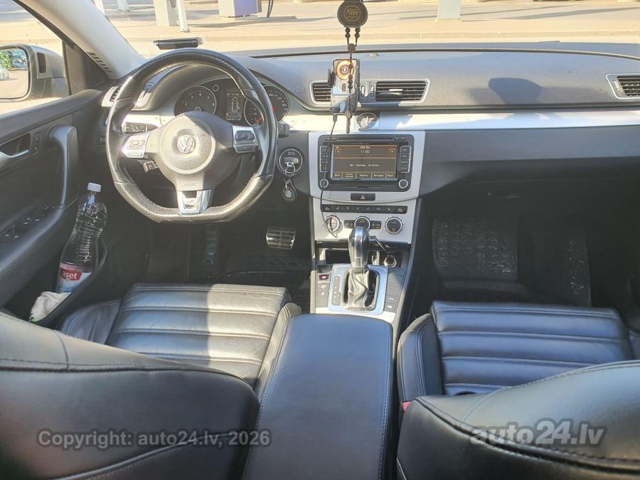 Brown Volkswagen Passat 2013 in Tallinn, with an engine capacity of 1.40 L and mileage of 249 thousand km for 6890 €, photo 10 on AUTOMOTO.COM.LV