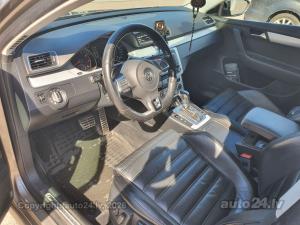 Brown Volkswagen Passat 2013 in Tallinn, with an engine capacity of 1.40 L and mileage of 249 thousand km for 6890 €, photo 11 on AUTOMOTO.COM.LV
