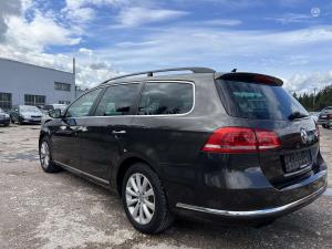 Brown Volkswagen Passat 2013 in Utena, with an engine capacity of 1.97 L and mileage of 291 thousand km for 5650 €, photo 8 on AUTOMOTO.COM.LV