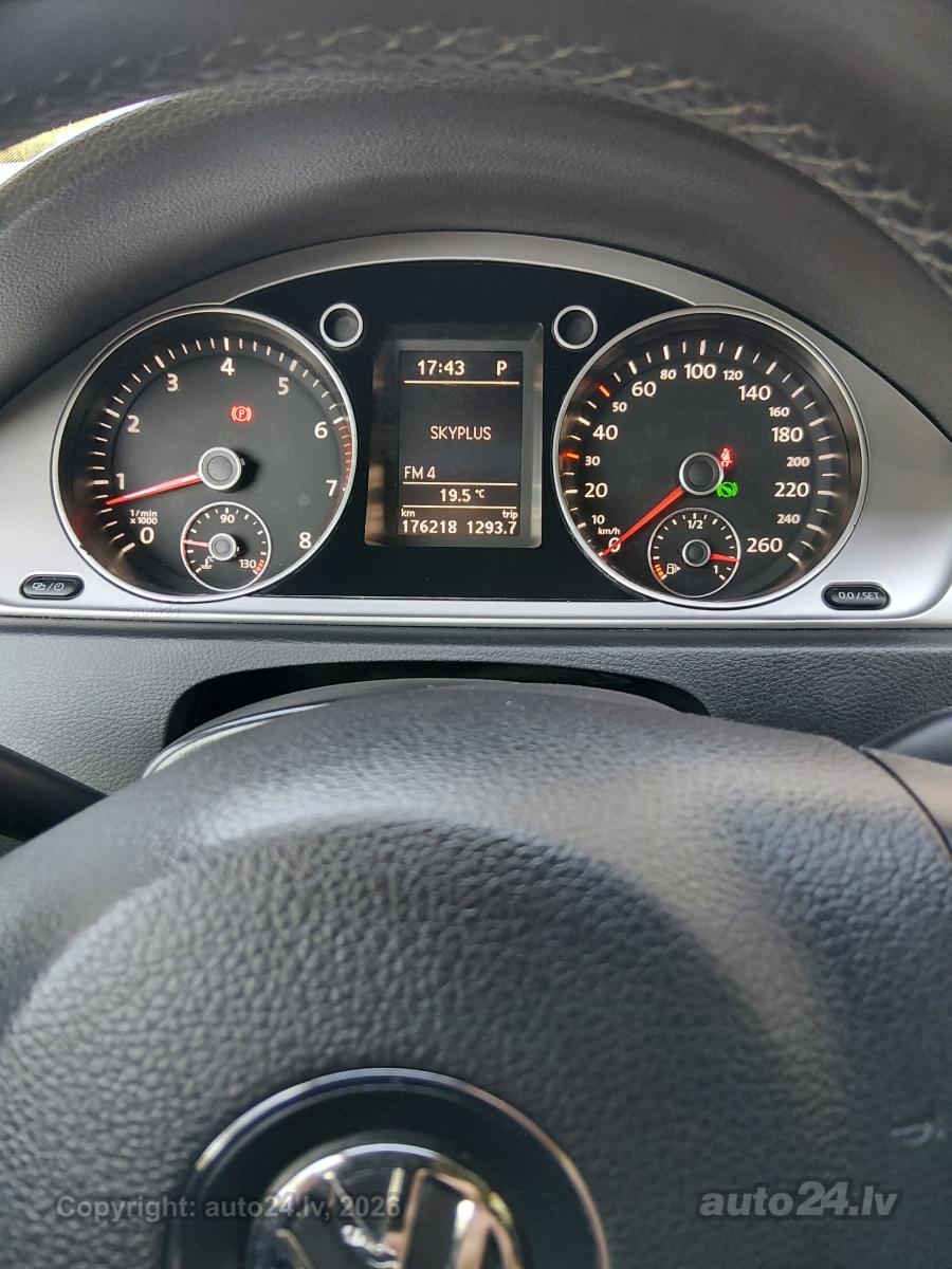 Brown Volkswagen Passat 2013 in Tallinn, with an engine capacity of 1.40 L and mileage of 176 thousand km for 6500 €, photo 12 on AUTOMOTO.COM.LV