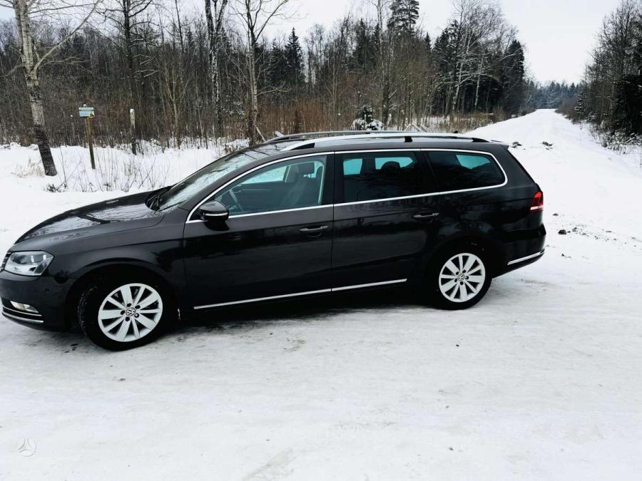 Brown Volkswagen Passat 2014 in Kaunas, with an engine capacity of 1.60 L and mileage of 308 thousand km for 5850 €, photo 15 on AUTOMOTO.COM.LV