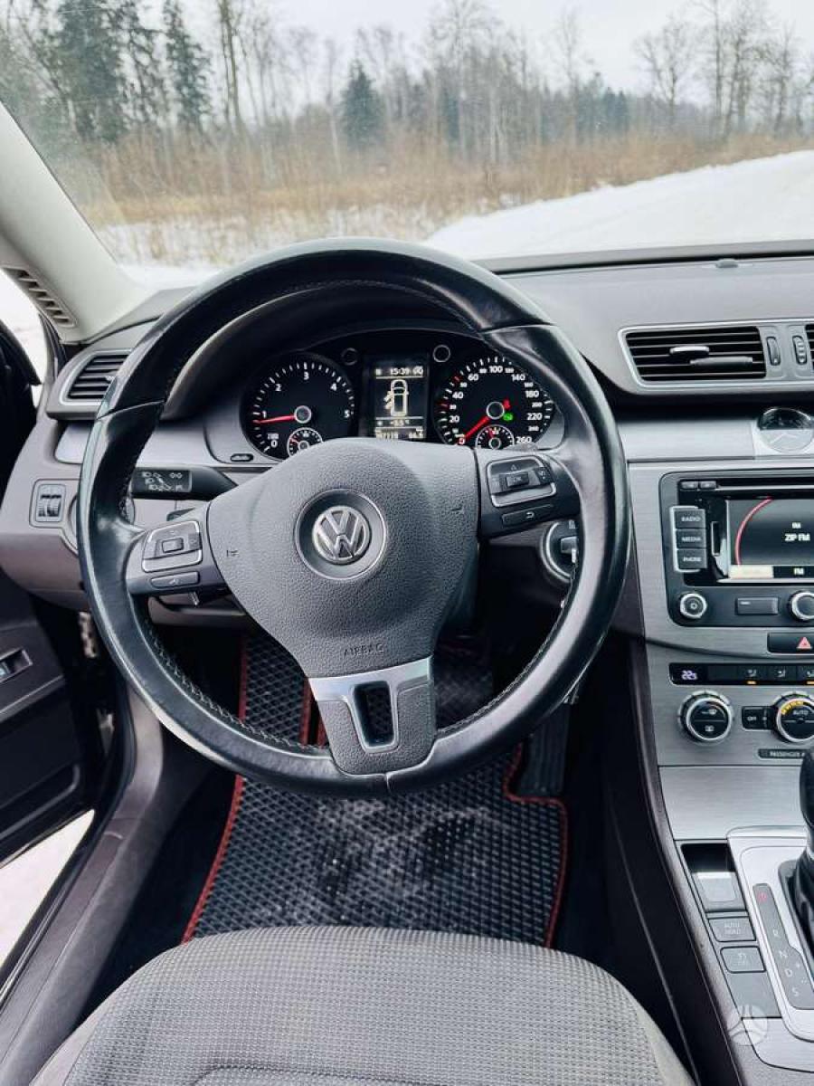 Brown Volkswagen Passat 2014 in Kaunas, with an engine capacity of 1.60 L and mileage of 308 thousand km for 5850 €, photo 20 on AUTOMOTO.COM.LV
