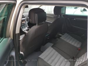 Brūns Volkswagen Passat 2014 Tallina, ar dzinēja tilpumu 2.00 L un nobraukumu 376 tūkst. km par 4400 €, foto 14 vietnē AUTOMOTO.COM.LV