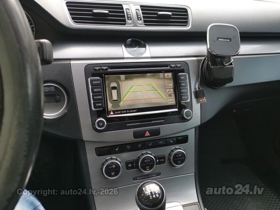 Brūns Volkswagen Passat 2014 Tallina, ar dzinēja tilpumu 2.00 L un nobraukumu 376 tūkst. km par 4400 €, foto 16 vietnē AUTOMOTO.COM.LV