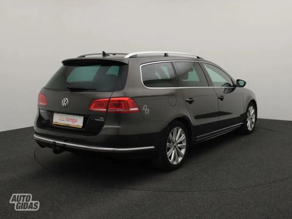 Brown Volkswagen Passat 2014 in Vilnius, with an engine capacity of 1.40 L and mileage of 223 thousand km for 8599 €, photo 8 on AUTOMOTO.COM.LV