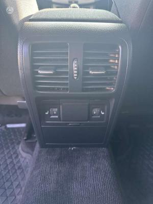 Brūns Volkswagen Passat 2014 Radviliškis, ar dzinēja tilpumu 1.60 L un nobraukumu 304 tūkst. km par 5200 €, foto 15 vietnē AUTOMOTO.COM.LV