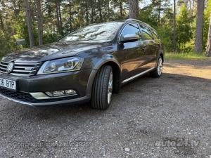 Brūns Volkswagen Passat 2014 Tallina, ar dzinēja tilpumu 2.00 L un nobraukumu 265 tūkst. km par 7650 €, foto  vietnē AUTOMOTO.COM.LV