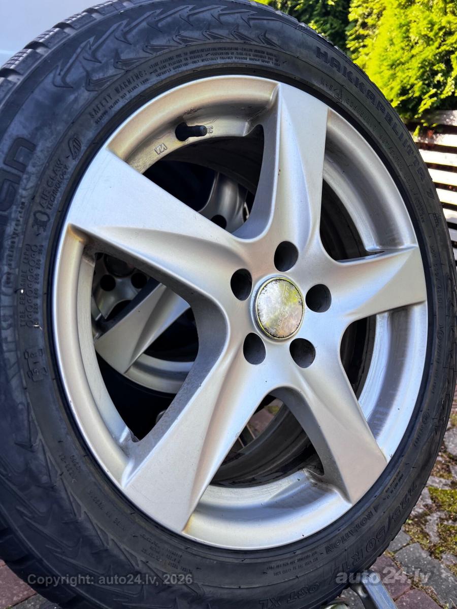 Brūns Volkswagen Passat 2014 Tallina, ar dzinēja tilpumu 2.00 L un nobraukumu 265 tūkst. km par 7650 €, foto 19 vietnē AUTOMOTO.COM.LV