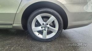 Brūns Volkswagen Passat 2014 Tallina, ar dzinēja tilpumu 1.40 L un nobraukumu 295 tūkst. km par 3900 €, foto 13 vietnē AUTOMOTO.COM.LV