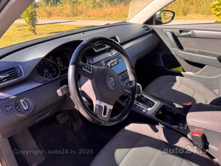 Brūns Volkswagen Passat 2014 Tallina, ar dzinēja tilpumu 1.40 L un nobraukumu 220 tūkst. km par 6450 €, foto 8 vietnē AUTOMOTO.COM.LV