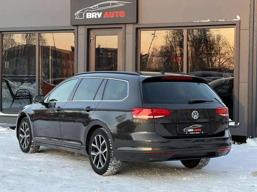 Brown Volkswagen Passat 2015 in Kedainiai, with an engine capacity of 1.97 L and mileage of 306 thousand km for 9750 €, photo 10 on AUTOMOTO.COM.LV