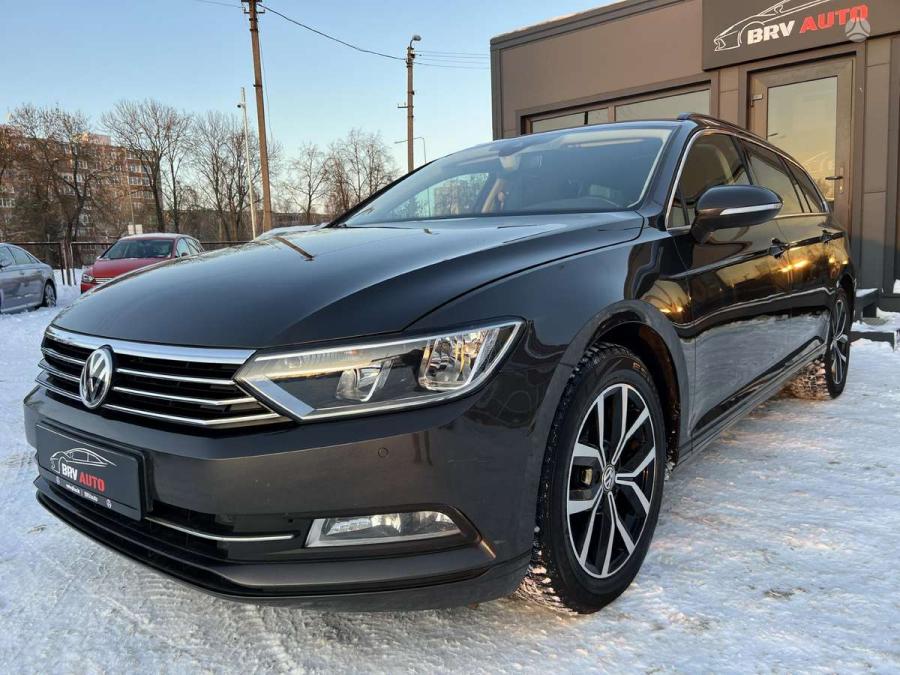 Brown Volkswagen Passat 2015 in Kedainiai, with an engine capacity of 1.97 L and mileage of 306 thousand km for 9750 €, photo 16 on AUTOMOTO.COM.LV