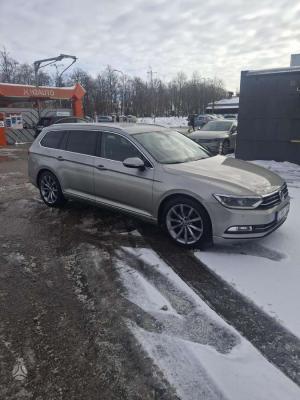 Brūns Volkswagen Passat 2015 Marijampole, ar dzinēja tilpumu 1.60 L un nobraukumu 342 tūkst. km par 7700 €, foto 2 vietnē AUTOMOTO.COM.LV