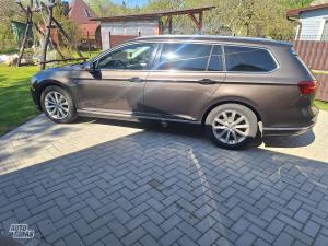 Brown Volkswagen Passat 2015 in Birstonas, with an engine capacity of 1.60 L and mileage of 236 thousand km for 9850 €, photo 10 on AUTOMOTO.COM.LV