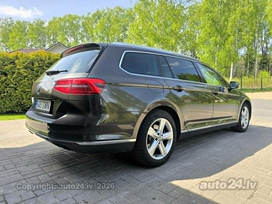 Brown Volkswagen Passat 2015 in Tartu, with an engine capacity of 2.00 L and mileage of 323 thousand km for 9700 €, photo 3 on AUTOMOTO.COM.LV