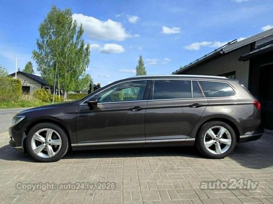 Brown Volkswagen Passat 2015 in Tartu, with an engine capacity of 2.00 L and mileage of 323 thousand km for 9700 €, photo 4 on AUTOMOTO.COM.LV