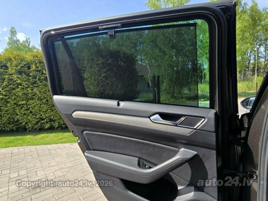 Brown Volkswagen Passat 2015 in Tartu, with an engine capacity of 2.00 L and mileage of 323 thousand km for 9700 €, photo 14 on AUTOMOTO.COM.LV