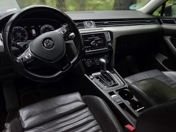 Volkswagen Passat 2015 Viļņa vietnē Brūns Volkswagen Passat 2015 Viļņa, ar dzinēja tilpumu 1.97 L un nobraukumu 310 tūkst. km par 9399 €, foto 11 vietnē AUTOMOTO.COM.LV