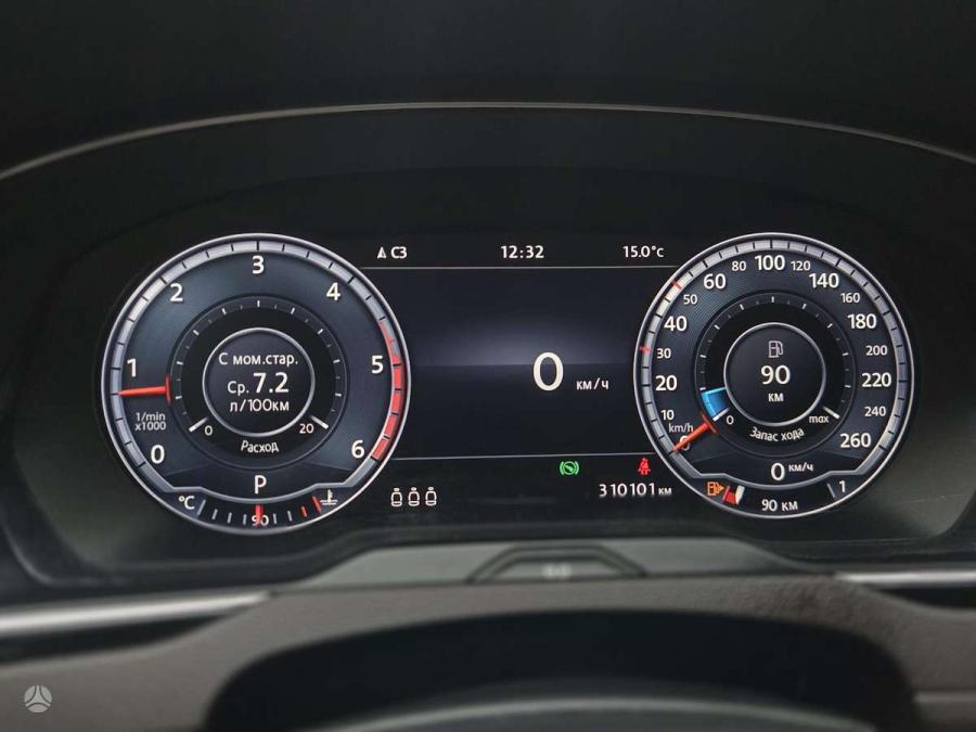 Brown Volkswagen Passat 2015 in Vilnius, with an engine capacity of 1.97 L and mileage of 310 thousand km for 9399 €, photo 14 on AUTOMOTO.COM.LV