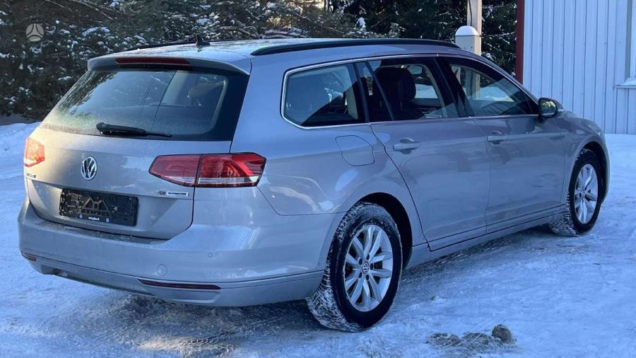Brown Volkswagen Passat 2016 in Ukmerge, with an engine capacity of 1.60 L and mileage of 214 thousand km for 8200 €, photo 5 on AUTOMOTO.COM.LV