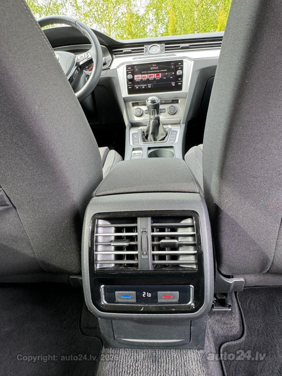 Brūns Volkswagen Passat 2017 Tartu, ar dzinēja tilpumu 1.60 L un nobraukumu 213 tūkst. km par 11690 €, foto 21 vietnē AUTOMOTO.COM.LV