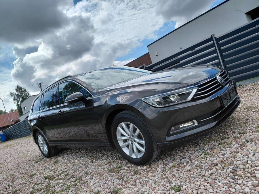 Brown Volkswagen Passat 2017 in Vilkaviskis, with an engine capacity of 1.97 L and mileage of 185 thousand km for 10600 €, photo 16 on AUTOMOTO.COM.LV