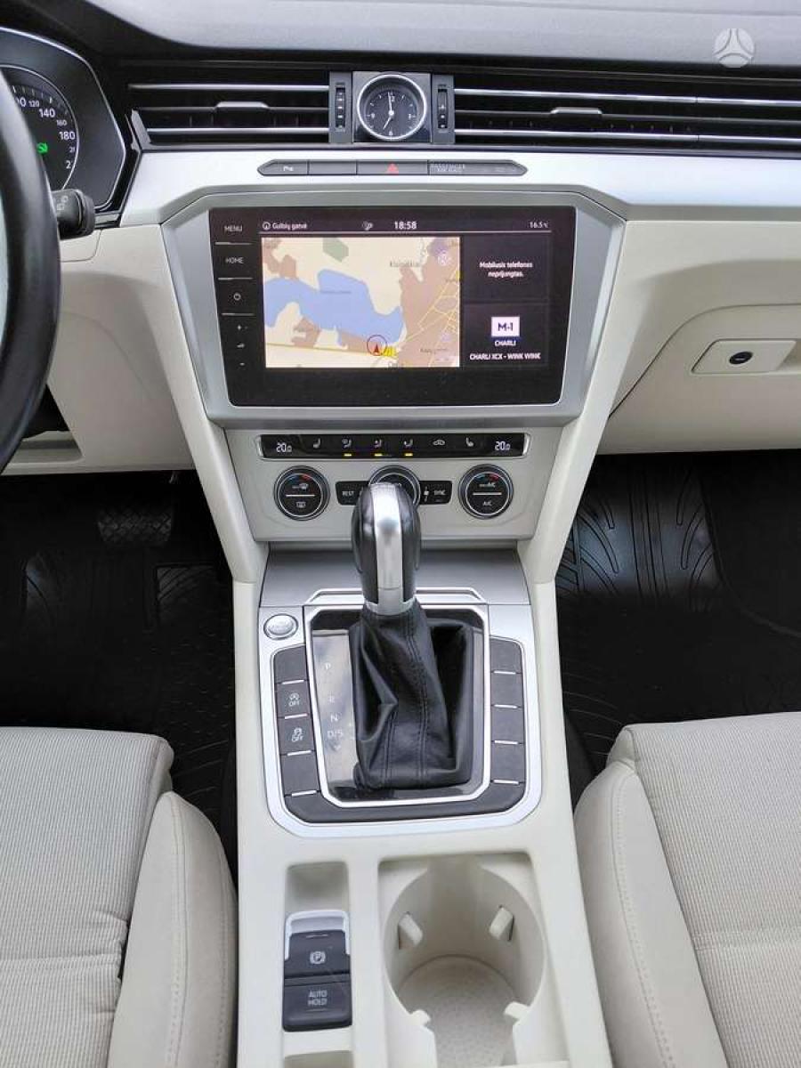 Brown Volkswagen Passat 2017 in Vilkaviskis, with an engine capacity of 1.97 L and mileage of 185 thousand km for 10600 €, photo 25 on AUTOMOTO.COM.LV