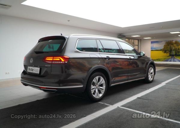 Brūns Volkswagen Passat 2018 Tallina, ar dzinēja tilpumu 2.00 L un nobraukumu 142 tūkst. km par 19800 €, foto 6 vietnē AUTOMOTO.COM.LV