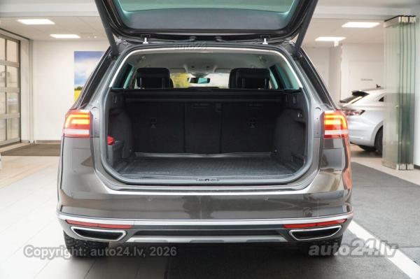 Brūns Volkswagen Passat 2018 Tallina, ar dzinēja tilpumu 2.00 L un nobraukumu 142 tūkst. km par 19800 €, foto 8 vietnē AUTOMOTO.COM.LV