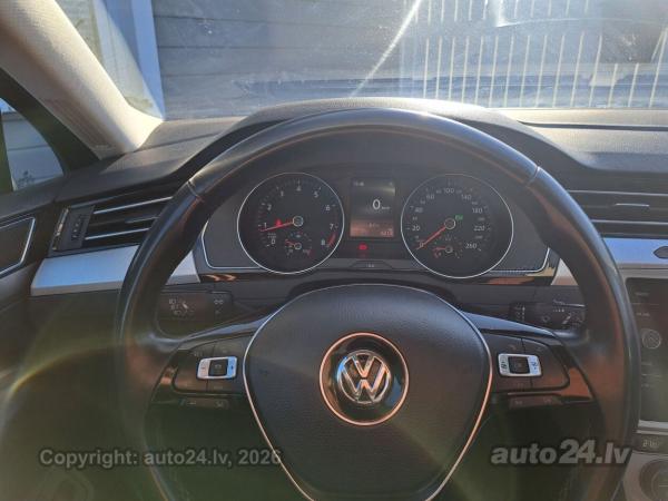 Brown Volkswagen Passat 2018 in Haapsalu, with an engine capacity of 1.40 L and mileage of 259 thousand km for 10900 €, photo 8 on AUTOMOTO.COM.LV