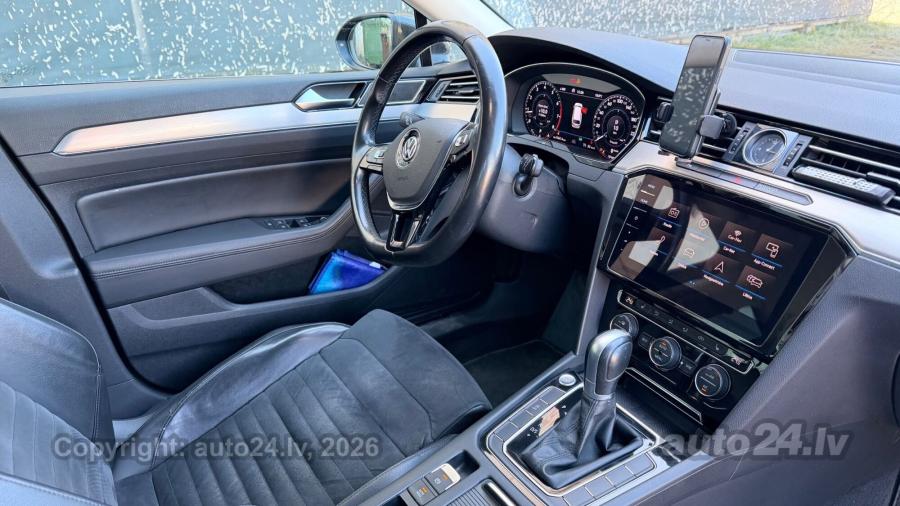 Brūns Volkswagen Passat 2018 Tallina, ar dzinēja tilpumu 1.80 L un nobraukumu 128 tūkst. km par 14999 €, foto 7 vietnē AUTOMOTO.COM.LV