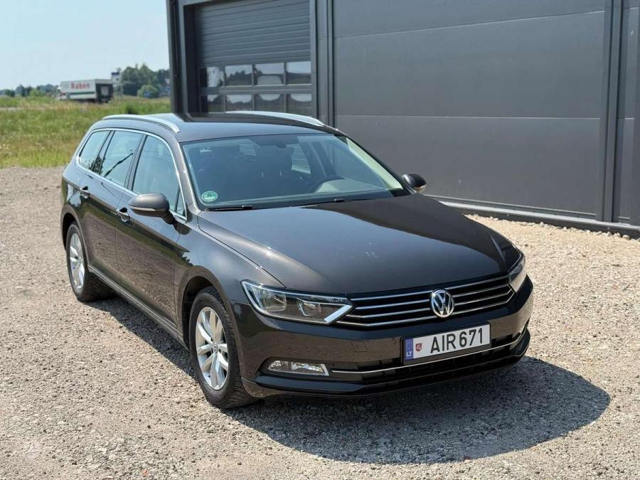 Brūns Volkswagen Passat 2018 Kauņa, ar dzinēja tilpumu 1.40 L un nobraukumu 65 tūkst. km par 13900 €, foto 1 vietnē AUTOMOTO.COM.LV