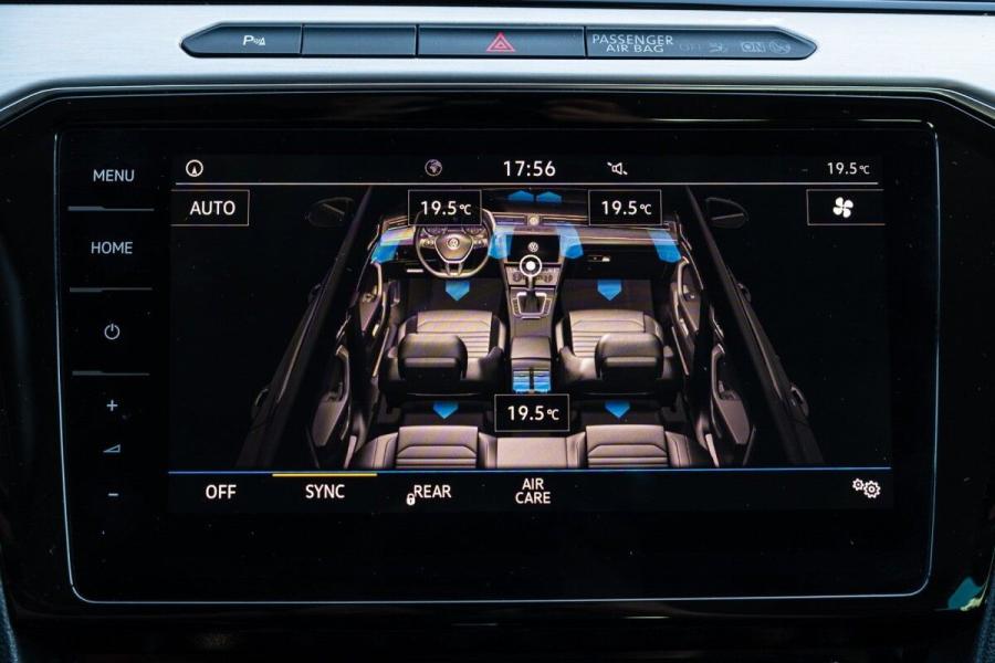 Brown Volkswagen Passat 2018 in Riga, with an engine capacity of 1.80 L and mileage of 244 thousand km for 10500 €, photo 18 on AUTOMOTO.COM.LV