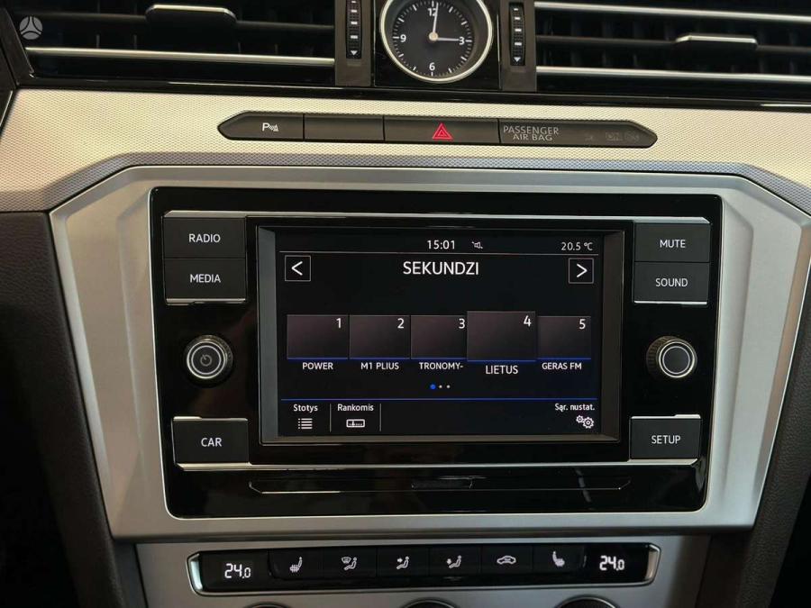 Brown Volkswagen Passat 2018 in Kaunas, with an engine capacity of 1.40 L and mileage of 66 thousand km for 12900 €, photo 20 on AUTOMOTO.COM.LV