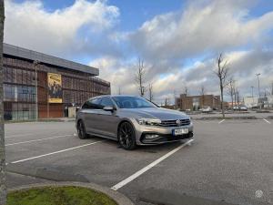 Brown Volkswagen Passat 2019 in Klaipeda, with an engine capacity of 1.98 L and mileage of 185 thousand km for 19800 €, photo  on AUTOMOTO.COM.LV