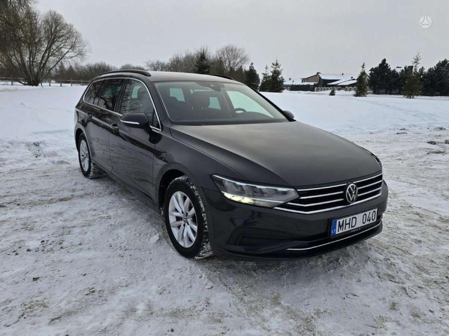 Brūns Volkswagen Passat 2022 Panevēža, ar dzinēja tilpumu 1.50 L un nobraukumu 114 tūkst. km par 18750 €, foto 1 vietnē AUTOMOTO.COM.LV