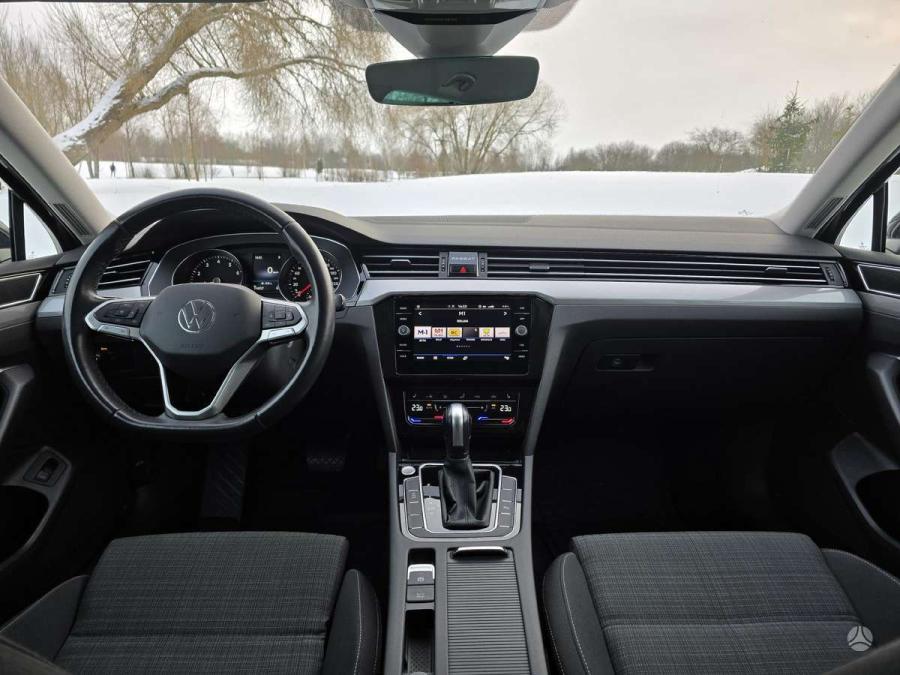 Brūns Volkswagen Passat 2022 Panevēža, ar dzinēja tilpumu 1.50 L un nobraukumu 114 tūkst. km par 18750 €, foto 15 vietnē AUTOMOTO.COM.LV