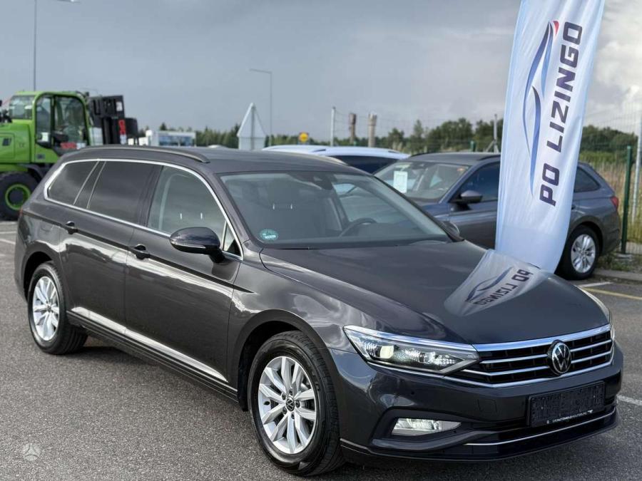 Brūns Volkswagen Passat 2022 Viļņa, ar dzinēja tilpumu 1.97 L un nobraukumu 223 tūkst. km par 15499 €, foto 1 vietnē AUTOMOTO.COM.LV