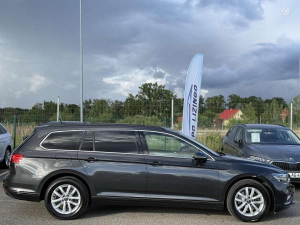 Brown Volkswagen Passat 2022 in Vilnius, with an engine capacity of 1.97 L and mileage of 223 thousand km for 15499 €, photo 3 on AUTOMOTO.COM.LV
