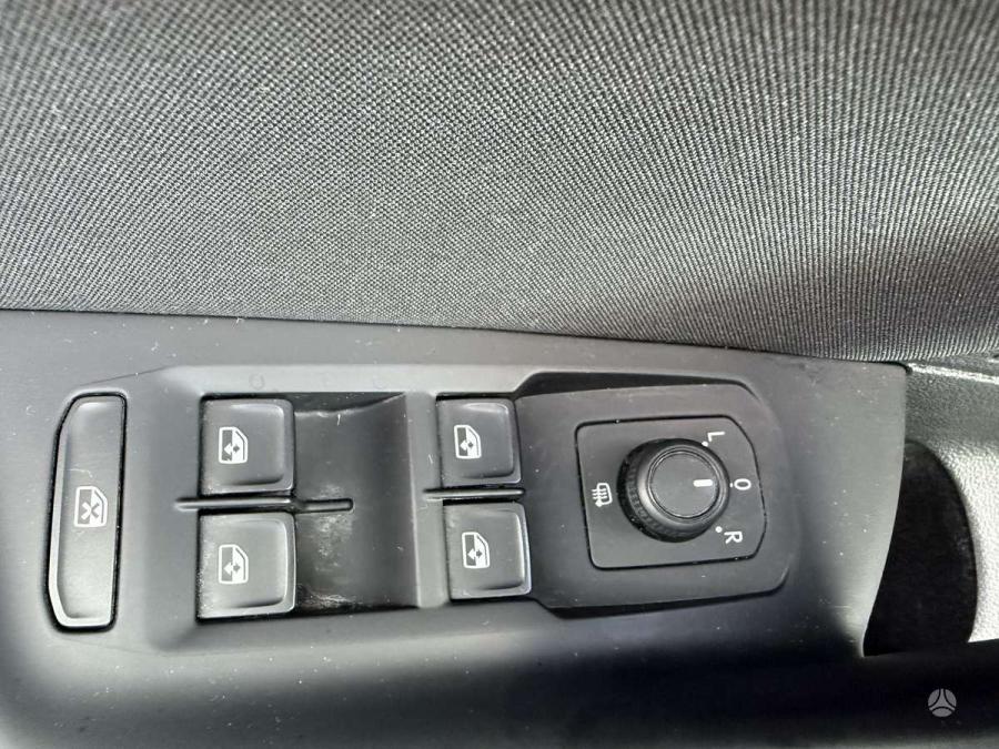 Brūns Volkswagen Passat 2022 Viļņa, ar dzinēja tilpumu 1.97 L un nobraukumu 223 tūkst. km par 15499 €, foto 19 vietnē AUTOMOTO.COM.LV