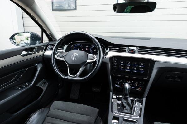 Brūns Volkswagen Passat 2023 Jelgava, ar dzinēja tilpumu 2.00 L un nobraukumu 145 tūkst. km par 25650 €, foto 8 vietnē AUTOMOTO.COM.LV